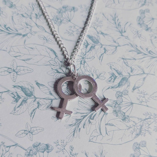 Double Venus Necklace - Etsy