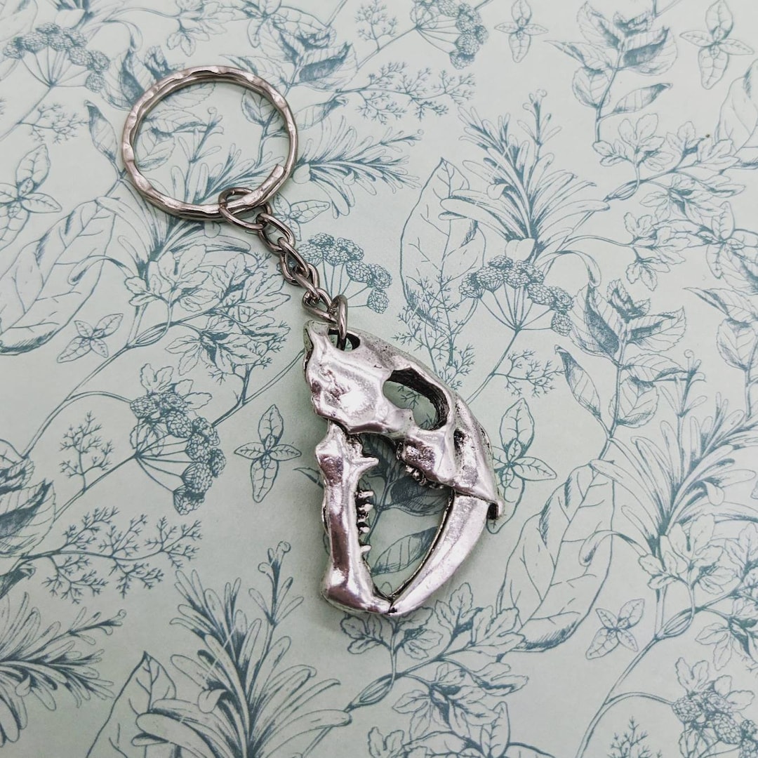 Dinosaur Keyring, Sabertooth Tiger, Dinosaur Lover Gifts, Skull Keyring ...
