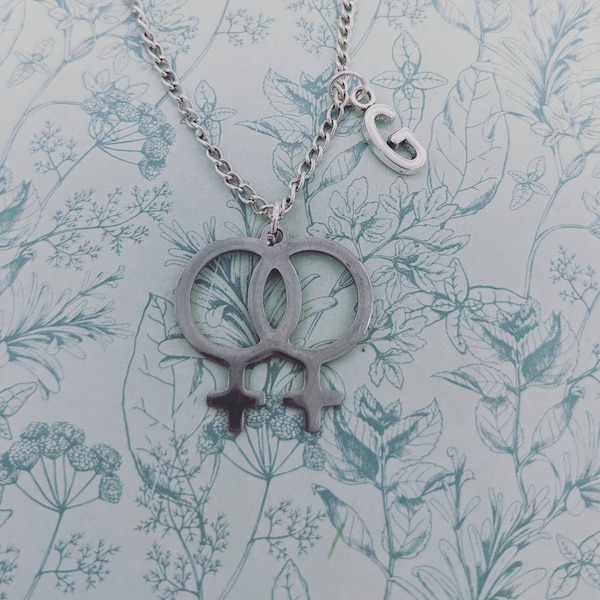 Double Venus Necklace - Etsy