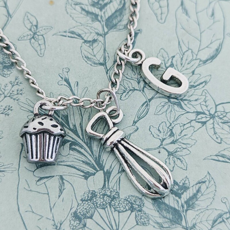 Baking Necklace - Etsy