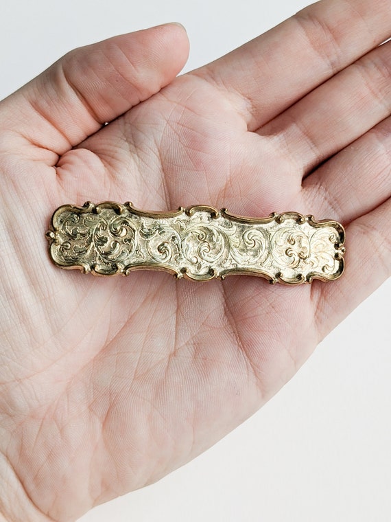 Antique Scrollwork Brooch, Engraved Panel, Scalloped … - Gem