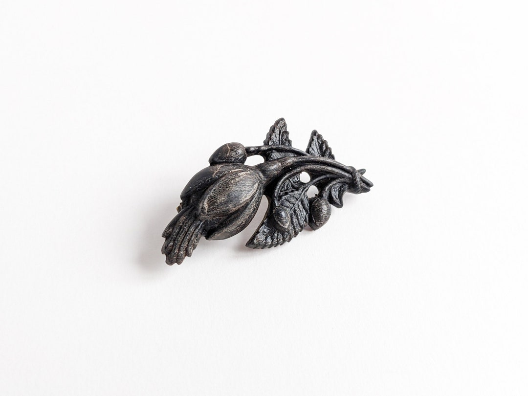 Antique Crocus Brooch, Black Moulded Vulcanite Lapel Pin, Mourning ...