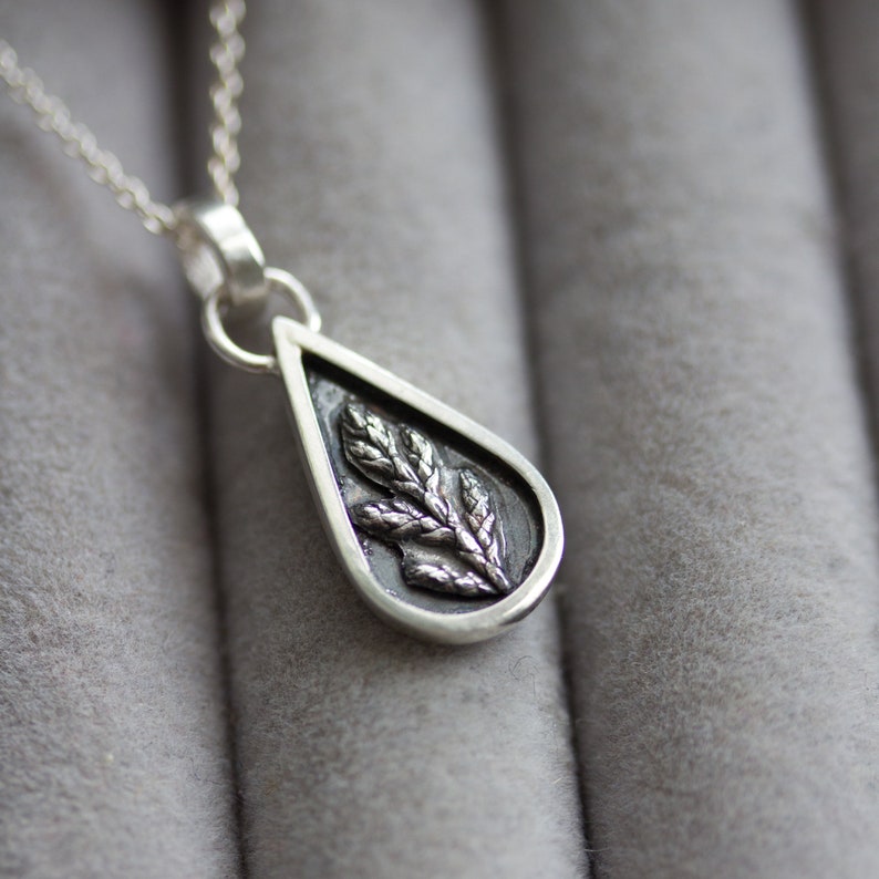 Thuja - Nature Inspired Necklace With a Thuja Leaf - Etsy