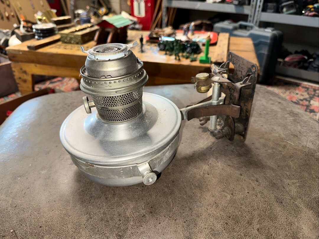 Aladdin Railroad Caboose Train Vintage Kerosene Oil Lamp W Wall Bracket ...