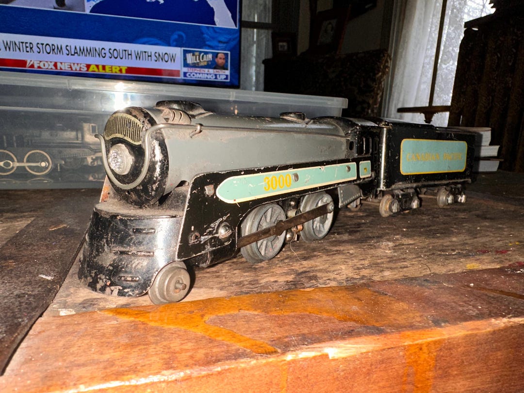 Marx Prewar Train Locomotive Model 3000 With Tender Canadian Pacific O ...