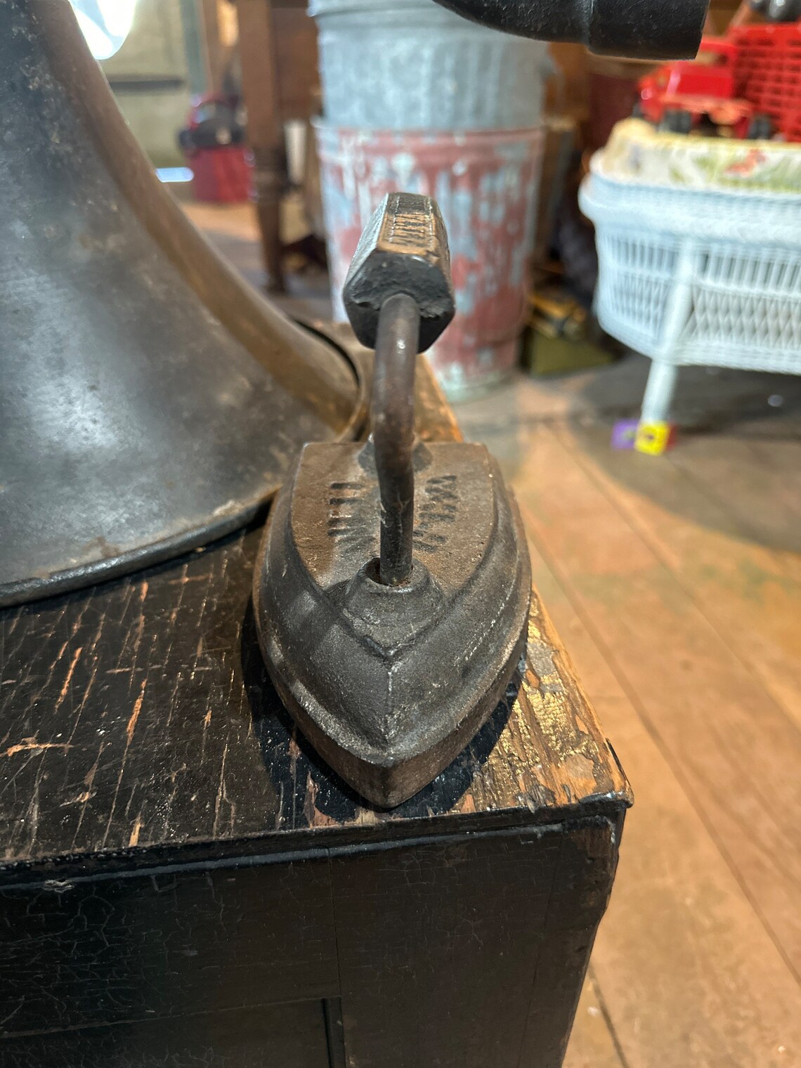 Antique 19th Century Cast Iron Geneva Hand Iron, W.H. Howell #6 - Etsy