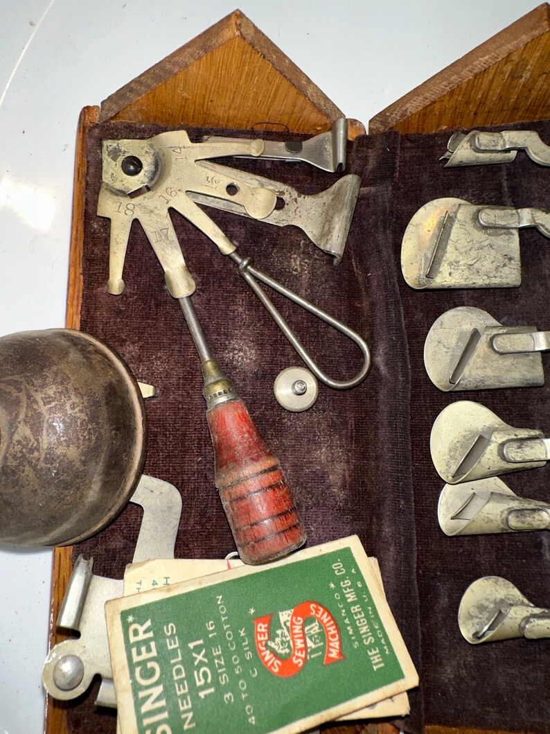 Antique Singer Puzzle Box Assorted Attachments and Bobbin Accessory Kit ...