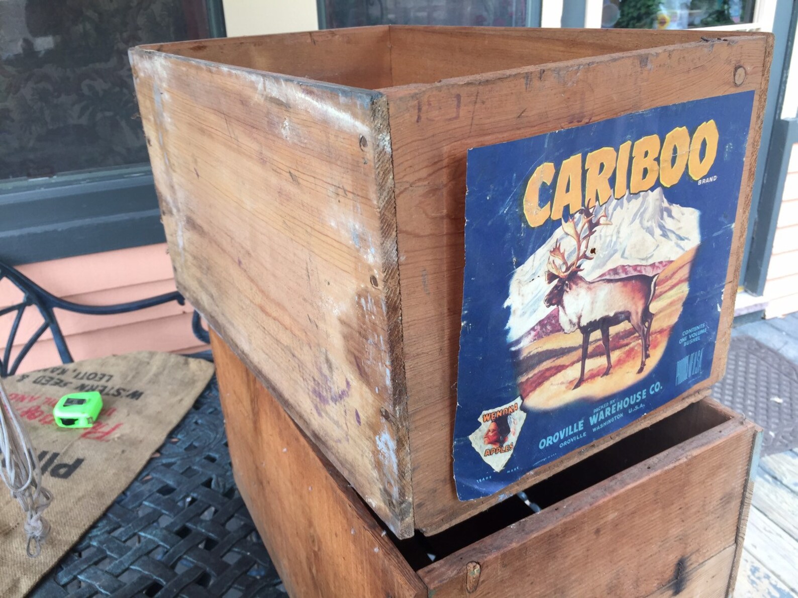 Cariboo Brand Apple Crate/box Wenoka Apples Oroville - Etsy