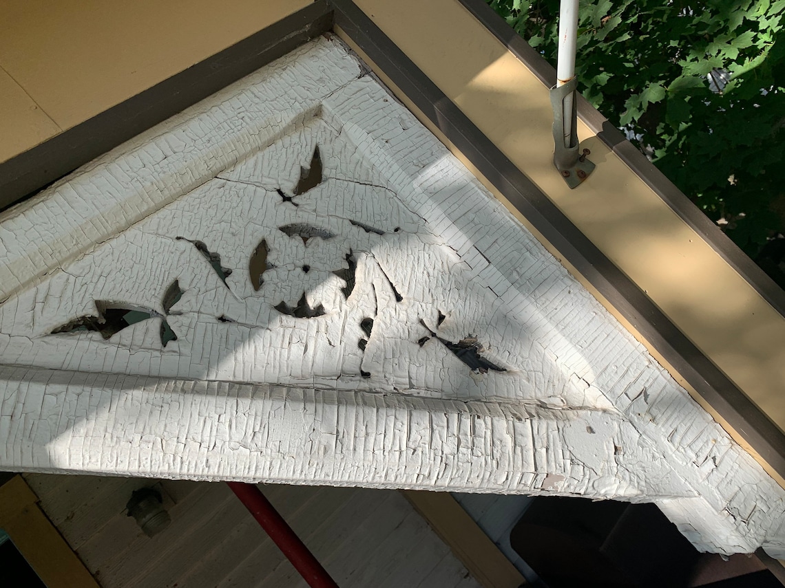 Pretty Pair C1880 Victorian Gingerbread Porch OR Eave Corbel Brackets ...