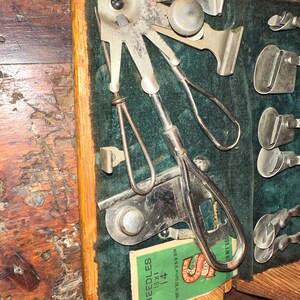 Antique Singer Puzzle Box Assorted Attachments and Bobbin Accessory Kit ...