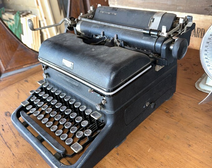 Antique 1940s Royal Typewriter Works, Great Decoration - Etsy