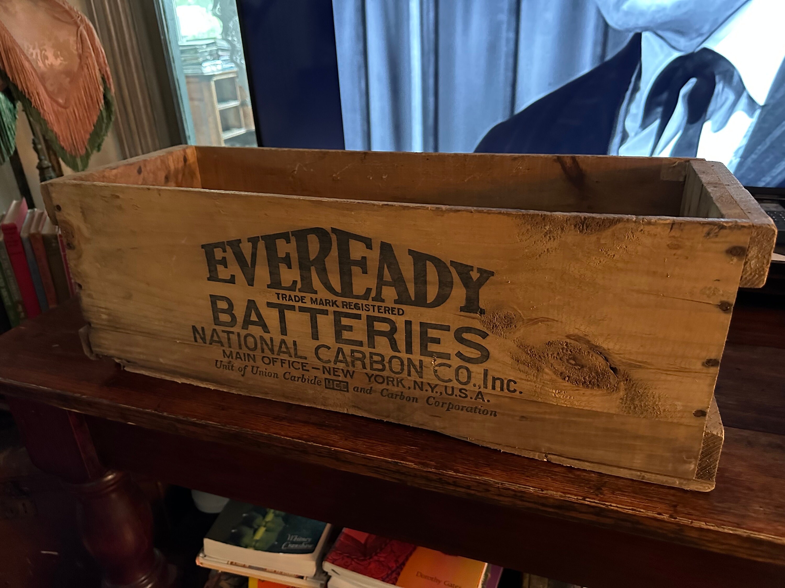 Antique Eveready Batteries Wood Crate Wooden Box National Carbon Co ...