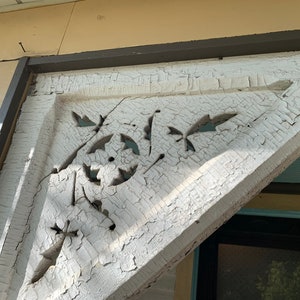 Pretty Pair C1880 Victorian Gingerbread Porch OR Eave Corbel Brackets ...