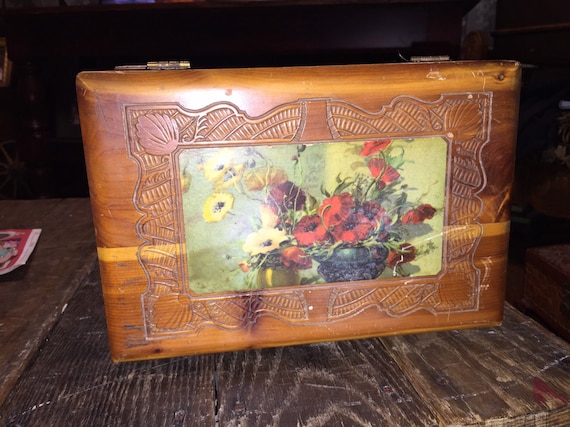 Vintage Antique Cedar Jewelry Keepsake Box Ornate … Gem