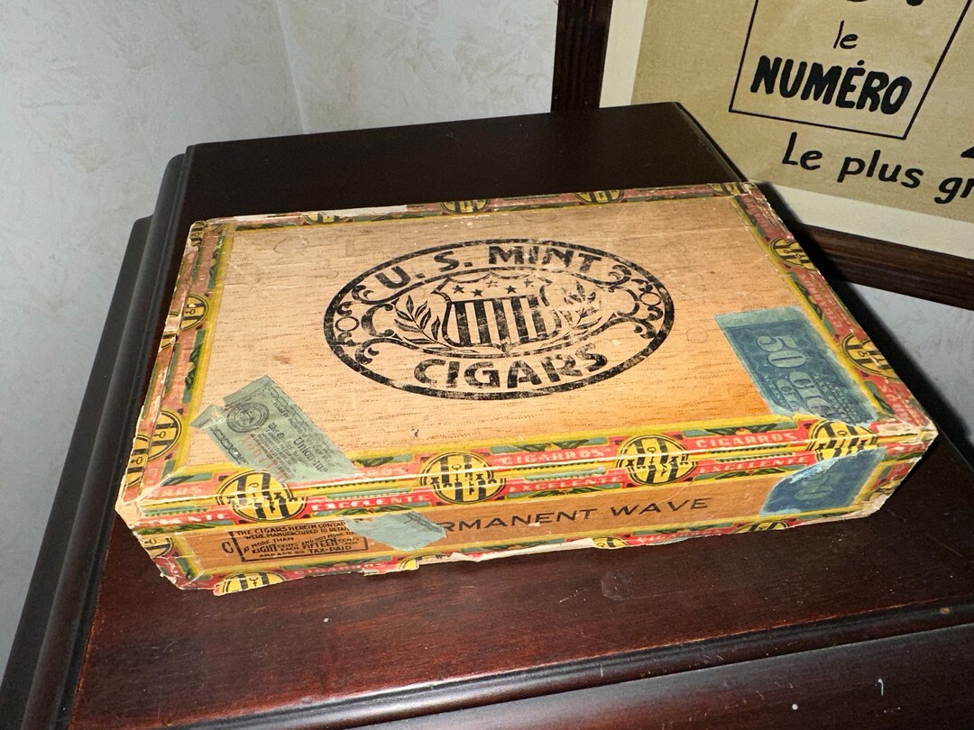 Vintage Wooden Cigar Box U.S. Mint Cigars Approximately 9 1/8 Long 5 1/ ...