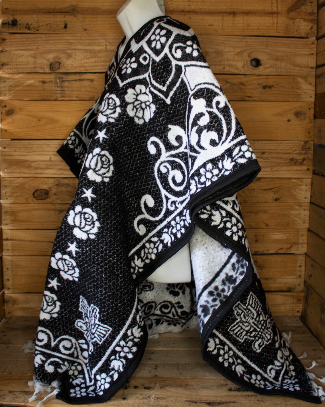 VIRGEN De GUADALUPE Virgin Mary 2 Sided Reversible Mexican Poncho ...