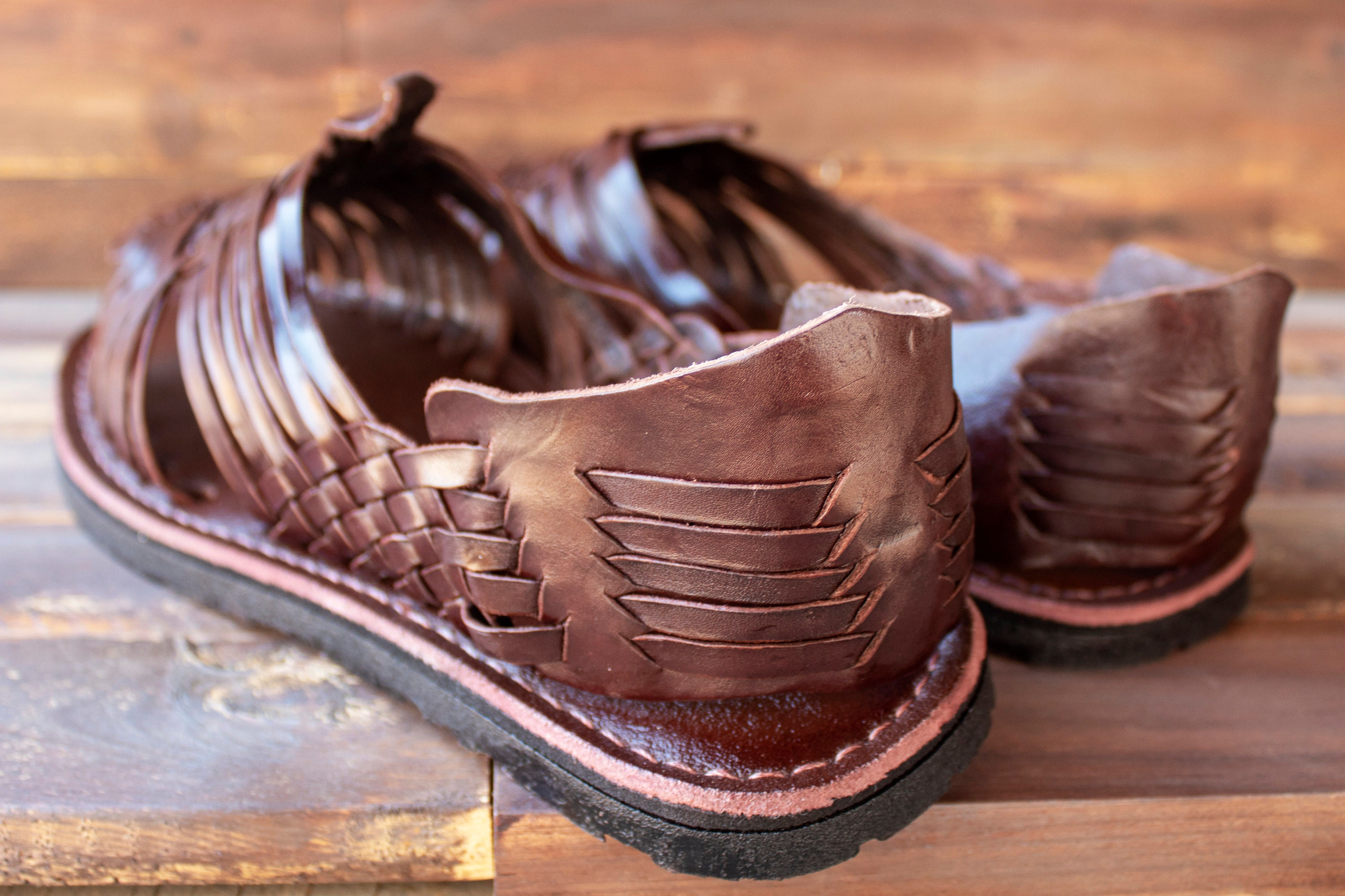 WOMENS LEATHER HUARACHE Sandals Vintage Style Made in Mexico With Tire ...