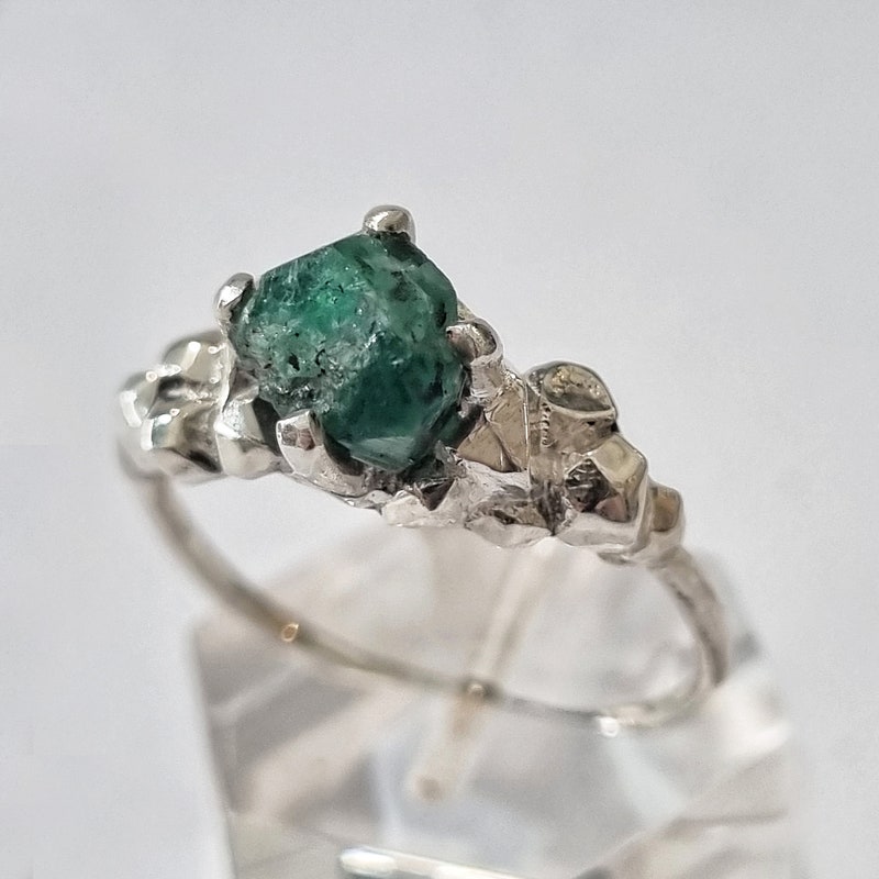 Raw Emerald Ring - Etsy