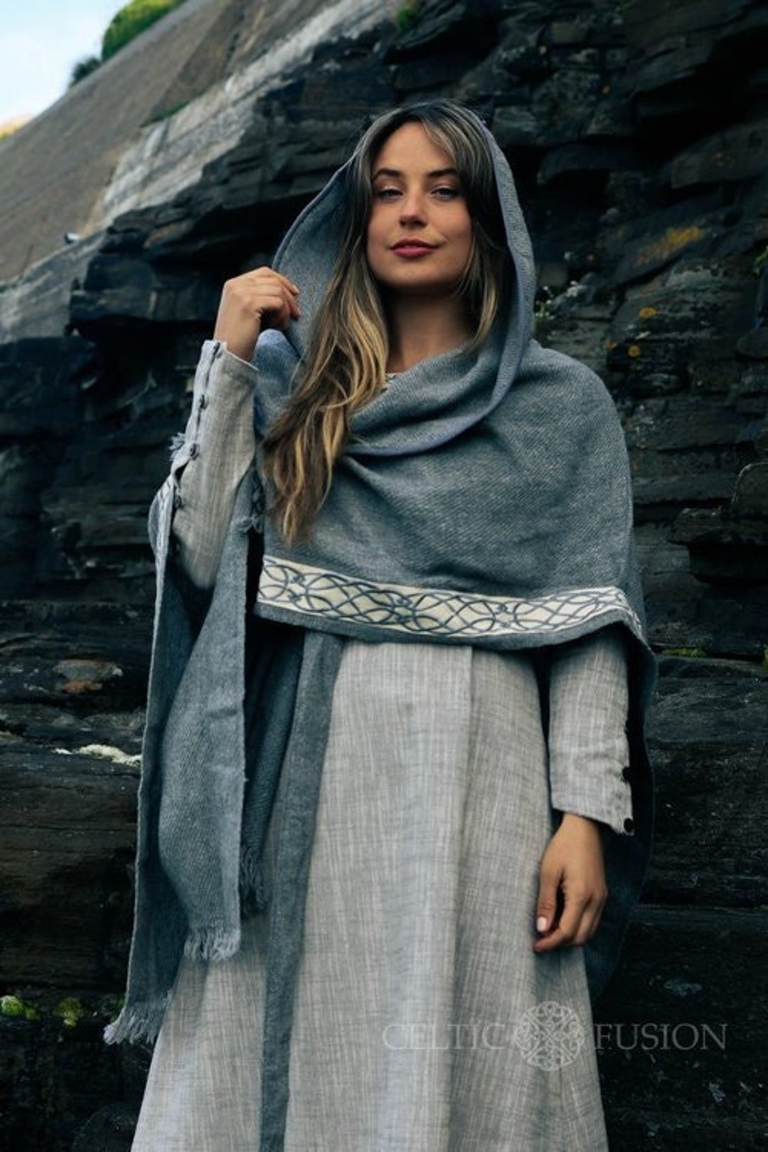 SLOAN DRUID CAPE |celtic Druid Wool Cape, Poncho Cape, Celtic ...