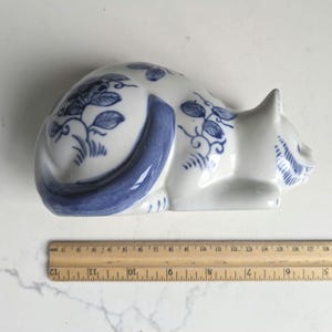 Vintage Blue and White Ceramic Cat Figurine - Delft Style Decorative ...