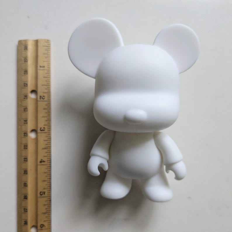 Vintage Toy2r Mini Qee: Blank White Vinyl Bear - 2000s Urban Art ...