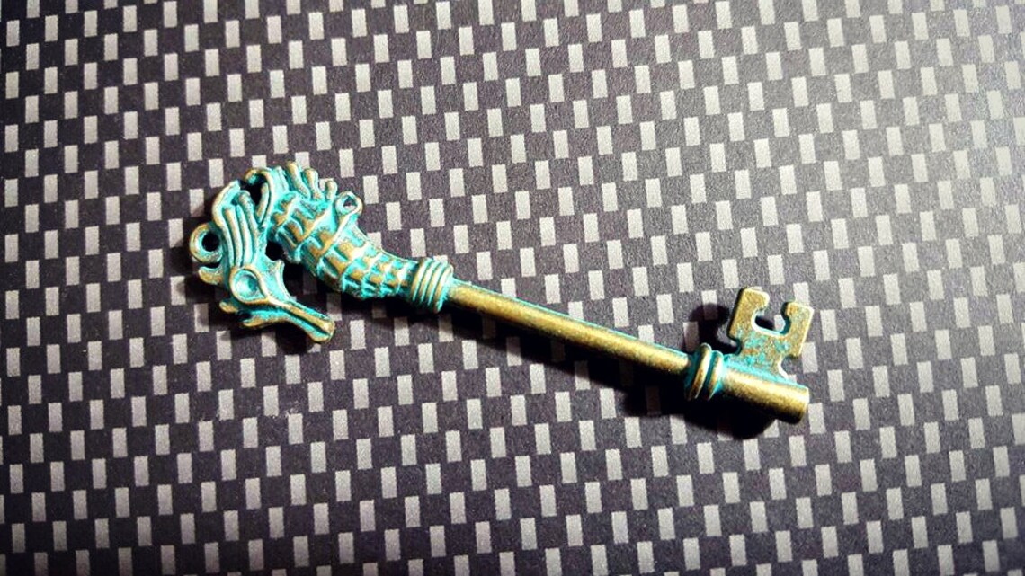 Nautical Key Antique Bronze can Hold Ss7 Rhinestone Seahorse | Etsy