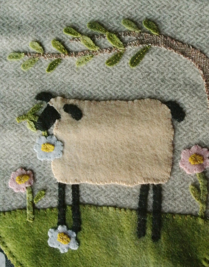 Sheep in the Meadow Table Runner - Etsy