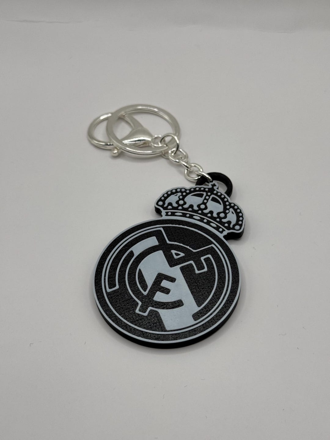 Real Madrid Keychain Special Edition With 15 Champions League Trophies ...