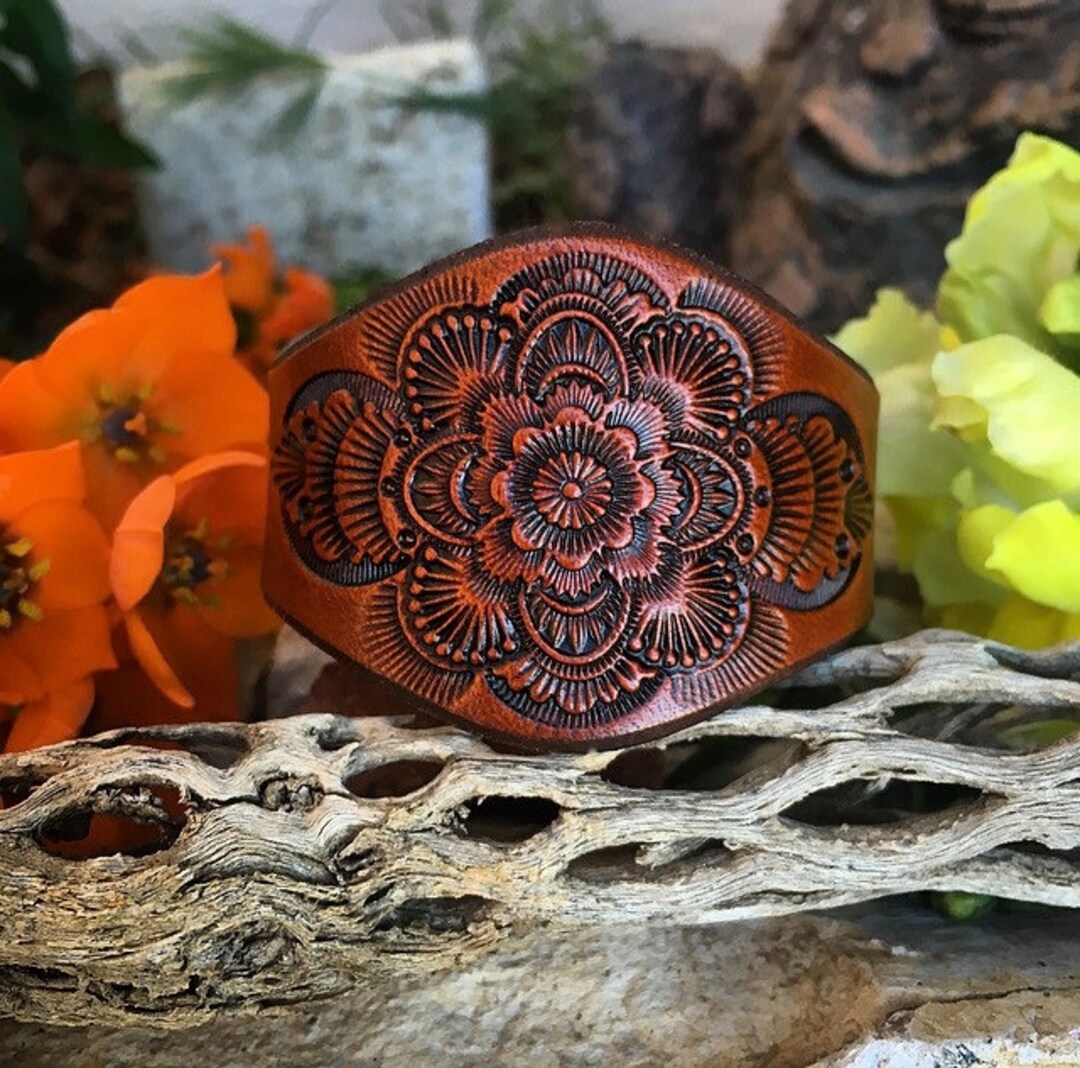 The Floral Mandala Leather Cuff - Etsy