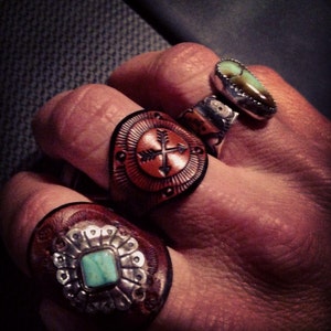 Petite Crossed Arrows Leather Ring - Etsy