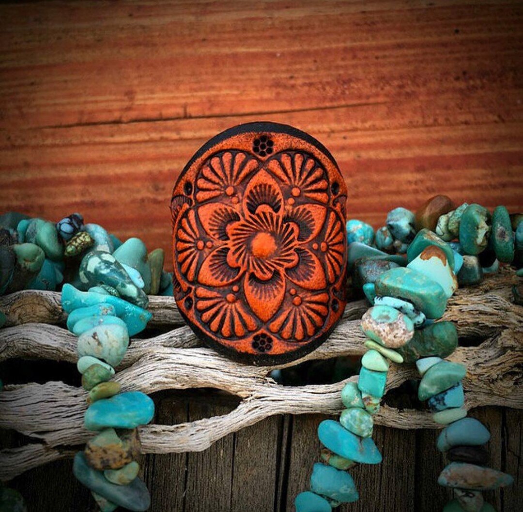 Leather Ring ~ 6 Point Geometric Fanned Flower - Etsy