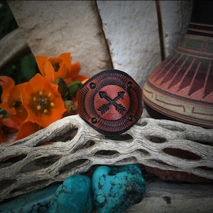 Petite Crossed Arrows Leather Ring - Etsy