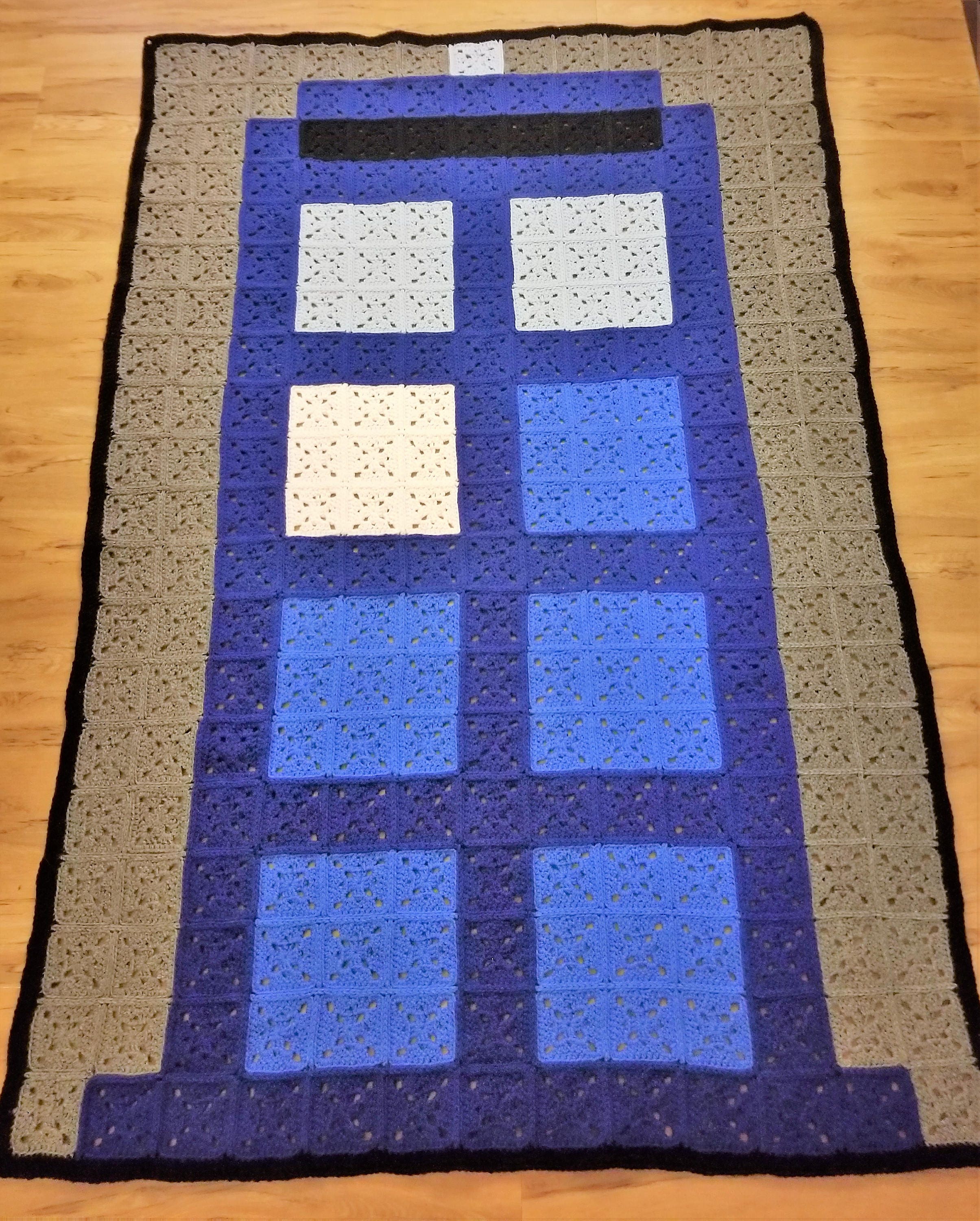 TARDIS Lap Blanket - Etsy