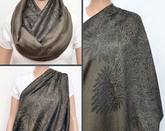Teal Paisley Infinity Scarf / Nursing Cover / Breastfeeding