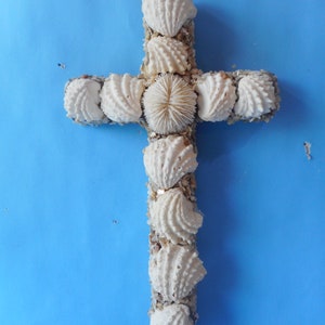 Sensational Sea Shell Wall Cross-shell Cross-beach Wall Decor-sea Shell ...