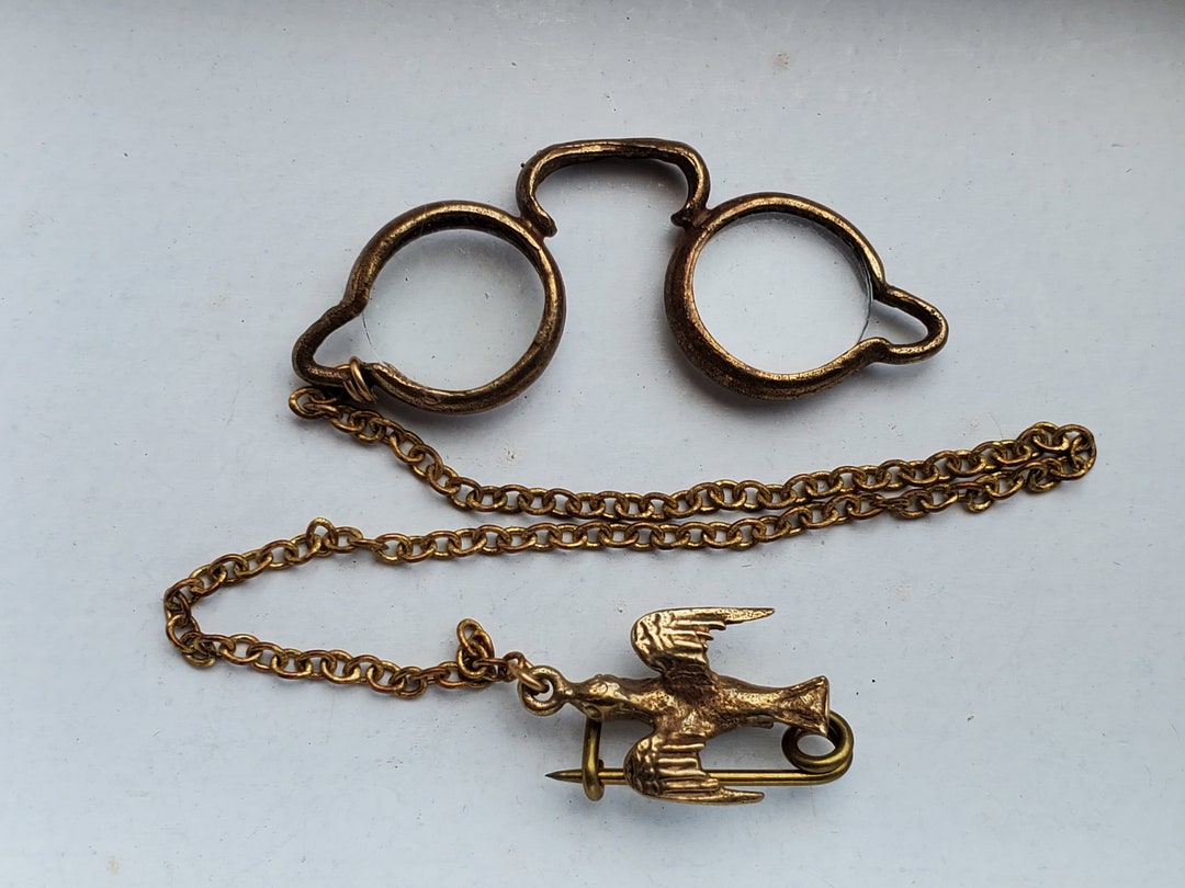 Vintage Miniature Spectacles Gold-tone Chain Lapel Bird Pin 1-3/16 ...
