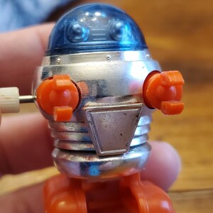 Lost in Space Wind up Robot Rascal 1977 Tomy Vintage Action Figure ...