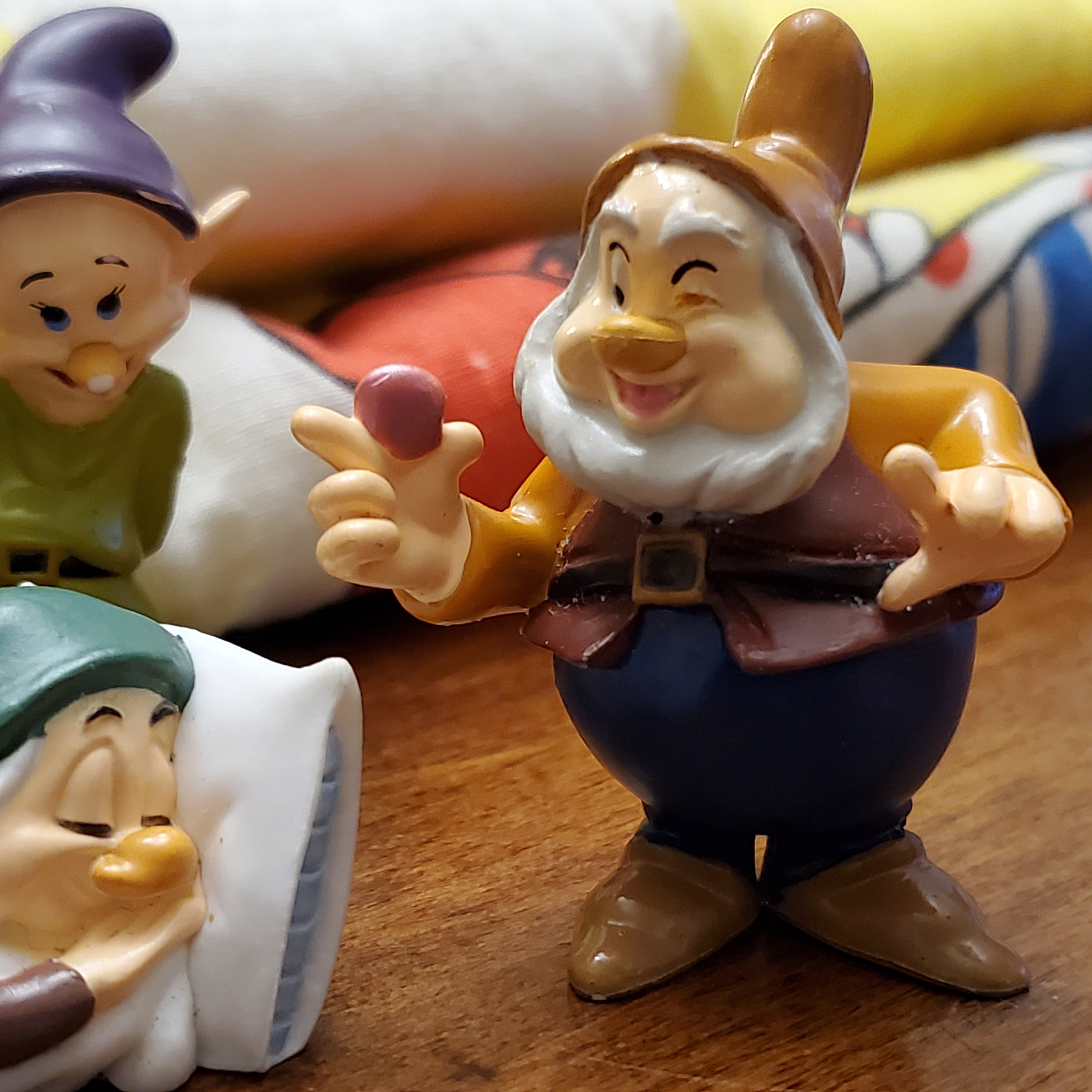 Disney's Dwarfs 5 Miniature Character Figurines From Snow - Etsy