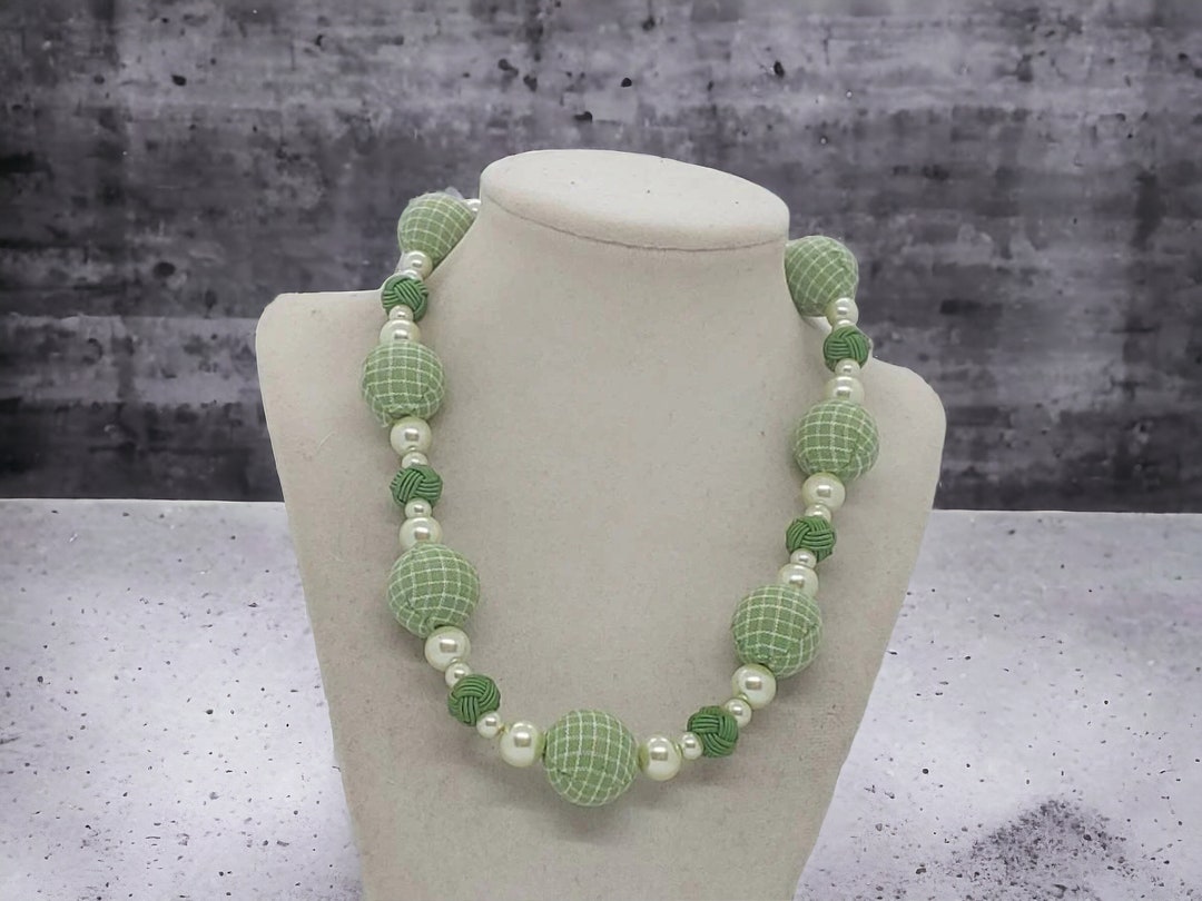 Collier Vichy - Collier de perles - Collier tendance - Collier unique ...