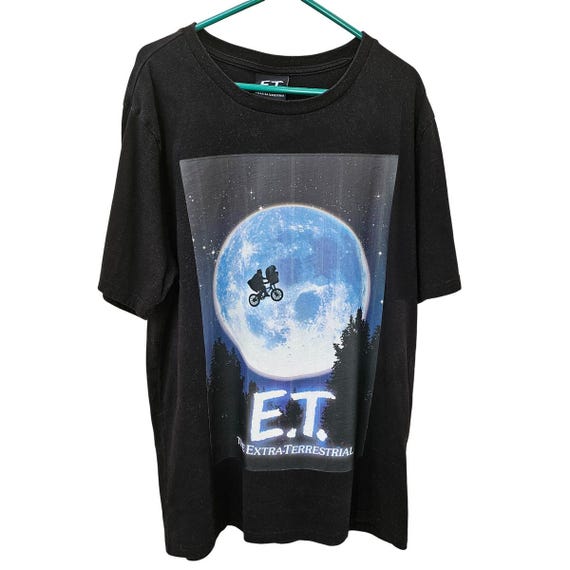 E.T. The Extra-Terrestrial 2000s Movie T-Shirt Univer… - Gem