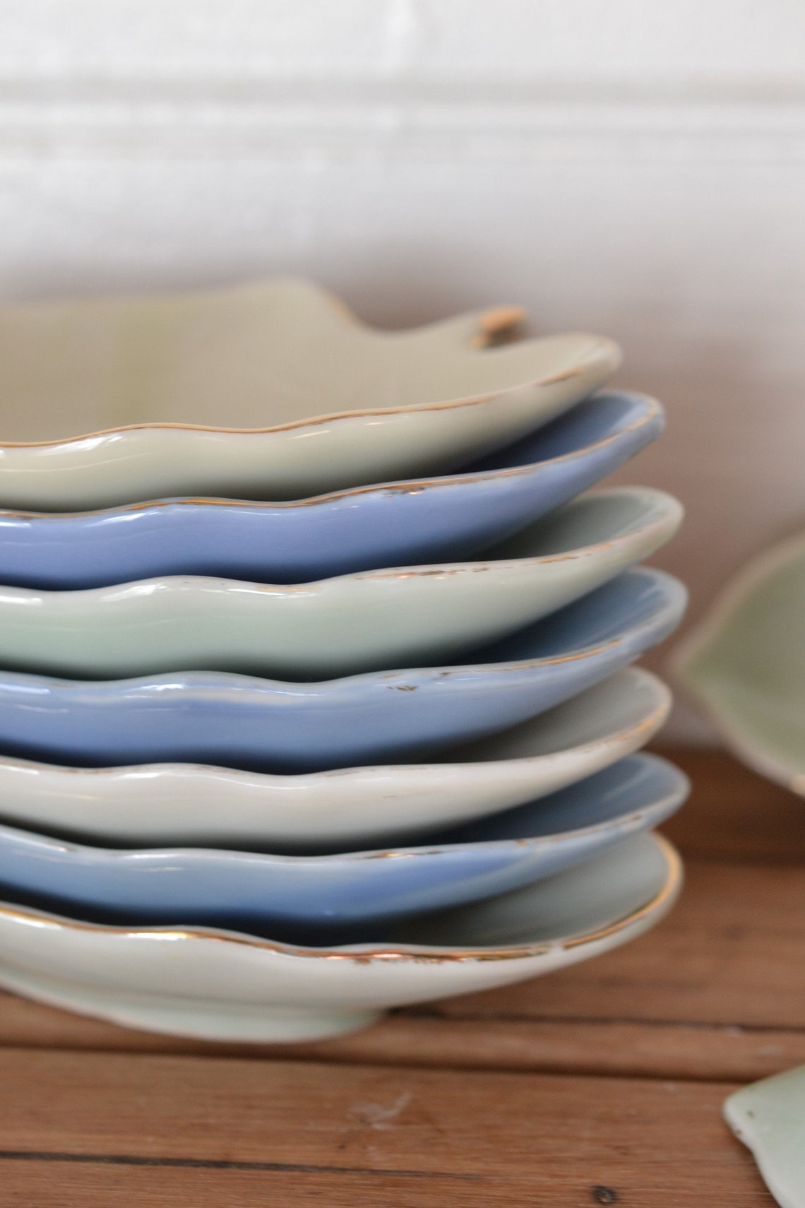 Vintage 10 X Ceramic Leaf Dish Plates Green Mauve Japan Serving Plates ...