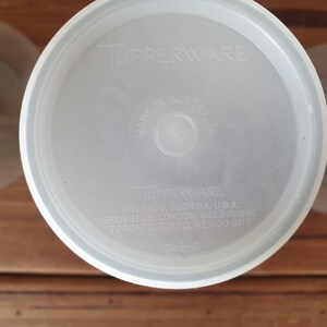 Retro Tupperware Plastic Cups With Lids Picnic BLT1 - Etsy