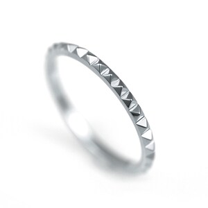 Spike 14K Solid Gold Ring, Gold Pyramid Ring, Gold Stacking Ring, Simple Gold Ring, Minimal Gold ...