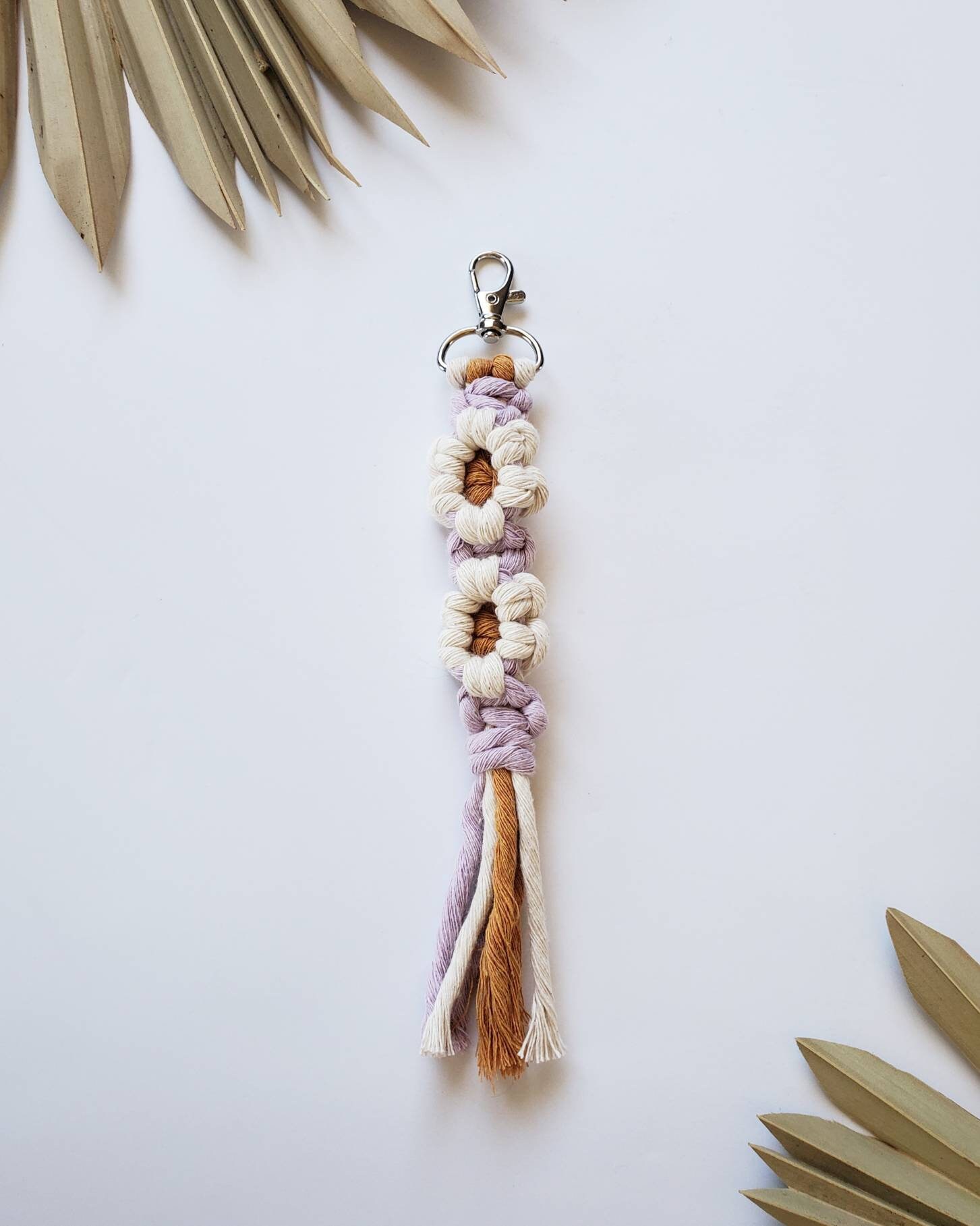 1 Macrame Daisy Keychain | Macrame Keychain | Boho Keychain | Bag ...