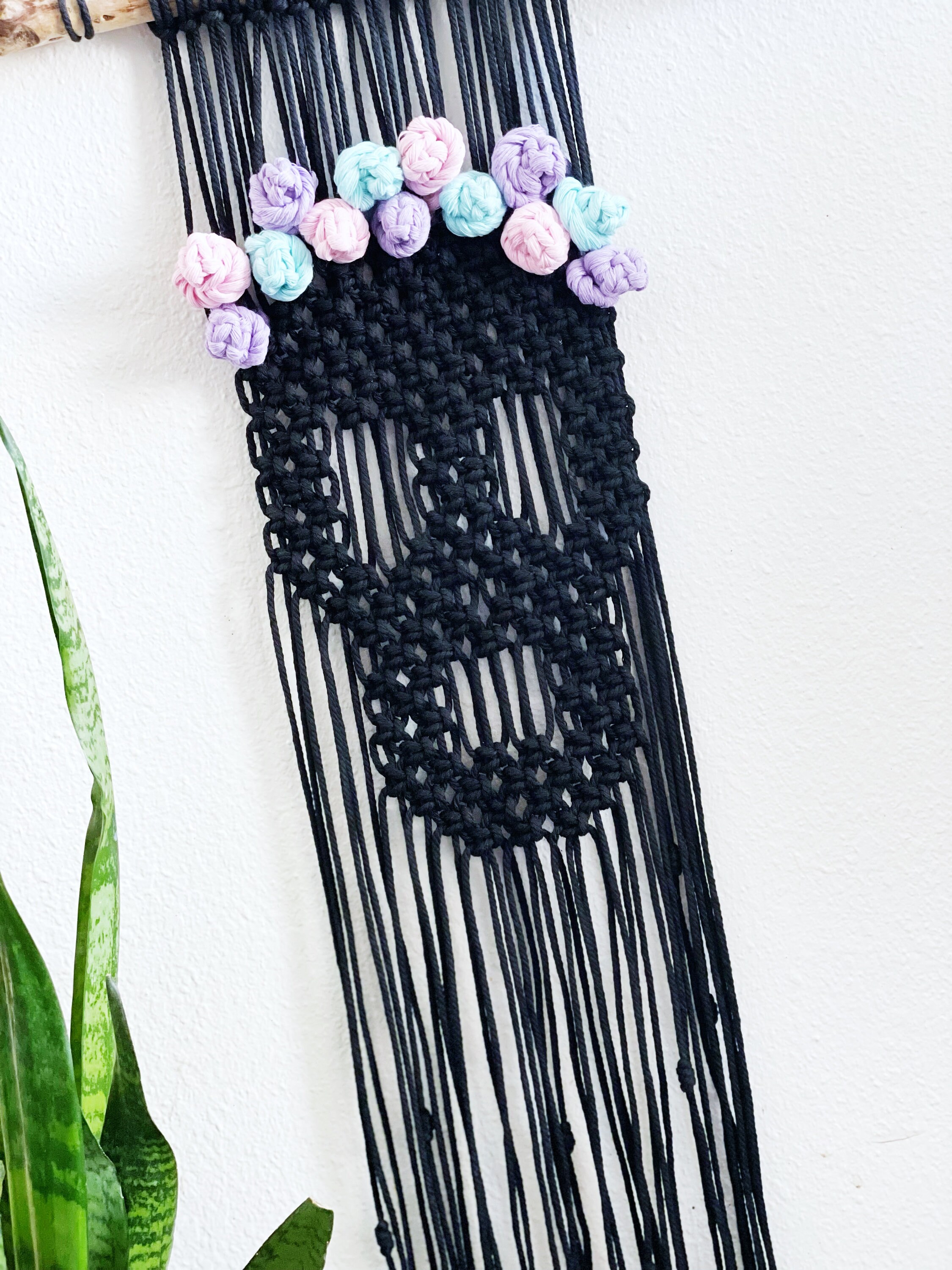 Black Skull Macrame Wall Hanging//halloween Macrame//boho Halloween ...