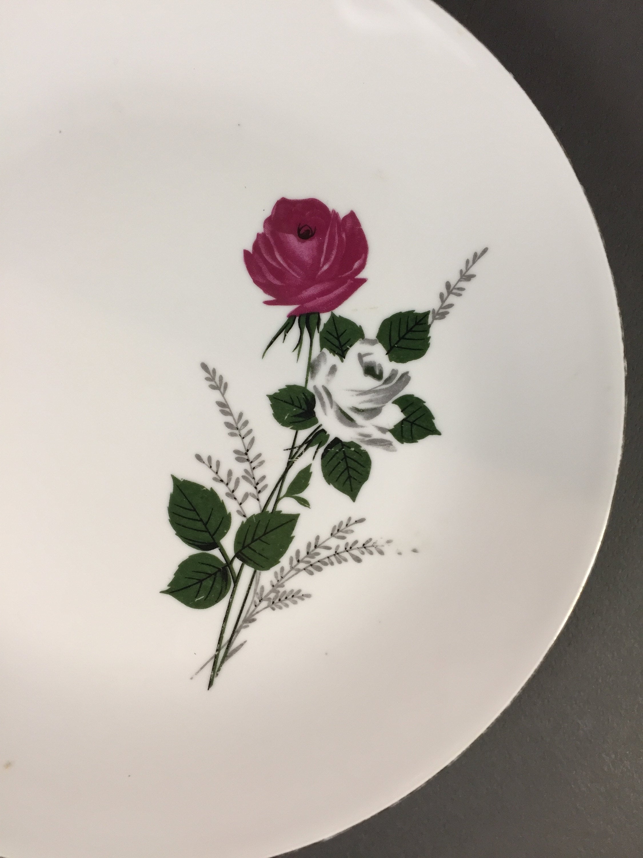 KAHLA White Porcelain Set of Two Platters With Red Rose Decor - Etsy