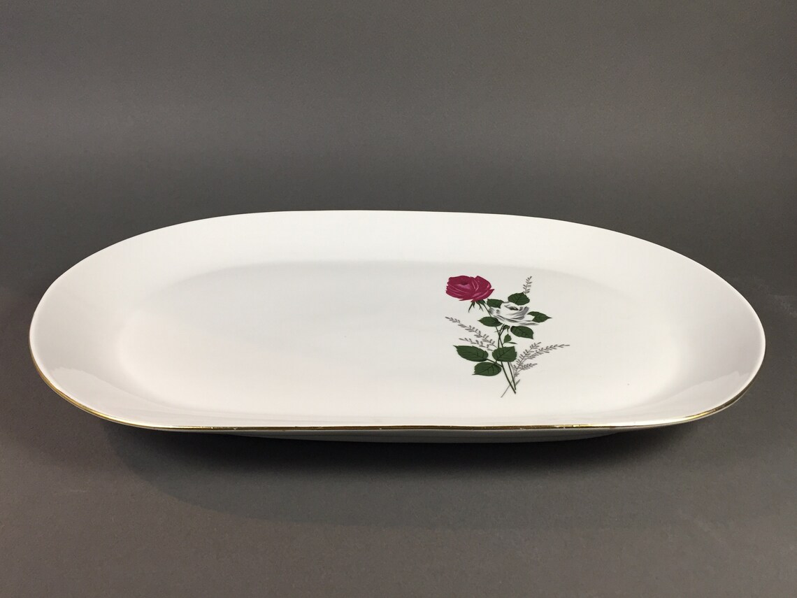 KAHLA White Porcelain Set of Two Platters With Red Rose Decor - Etsy