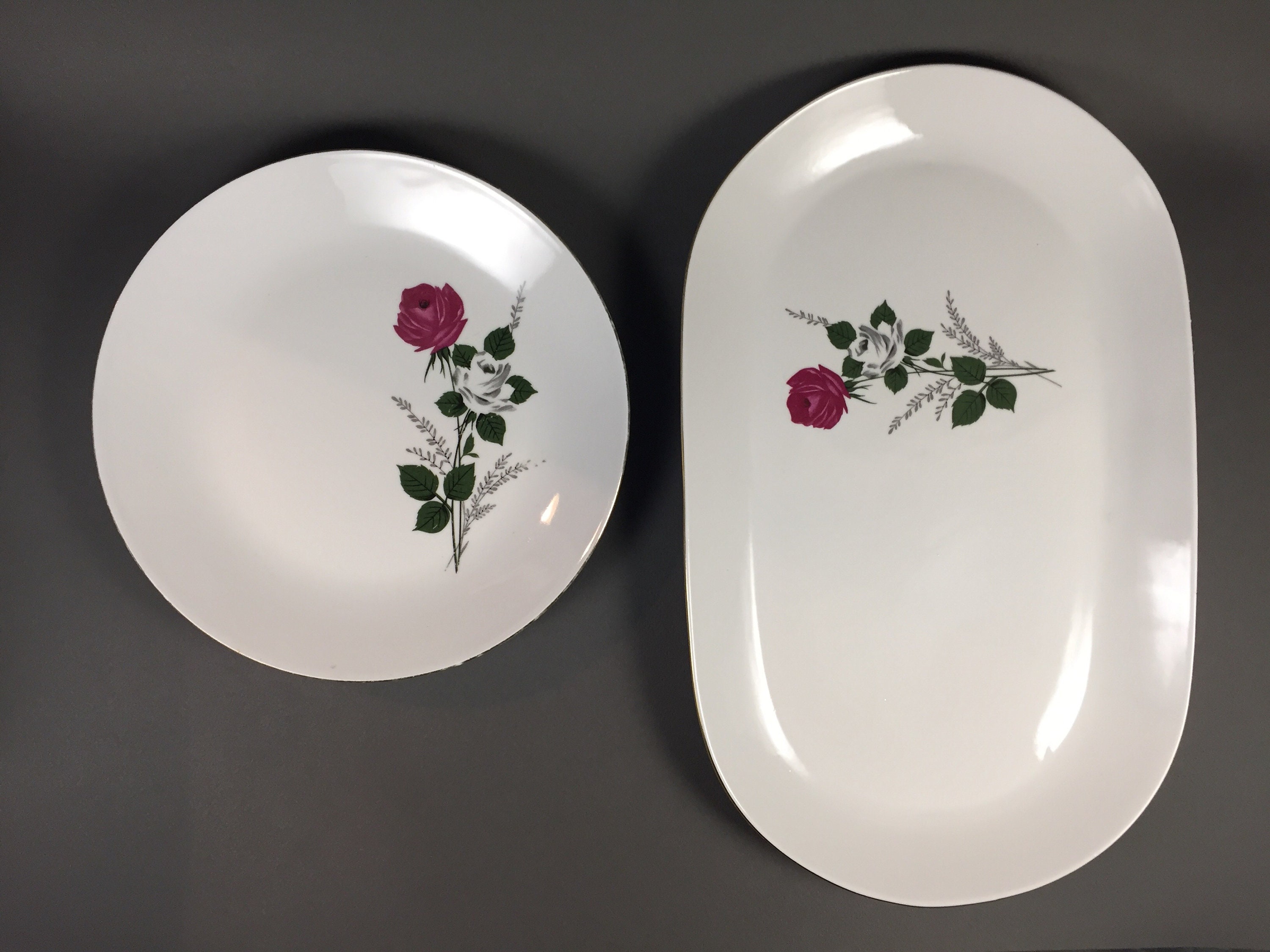 KAHLA White Porcelain Set of Two Platters With Red Rose Decor - Etsy