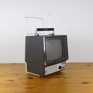 1970, National TR 932B TV for Parts, Retro Television, National Solid ...