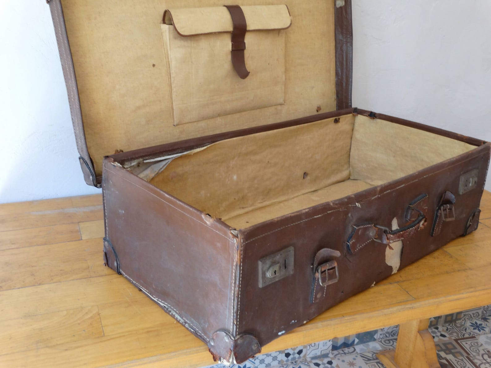 Huge Antique Suitcase Old Leather Luggage Train Case | Etsy